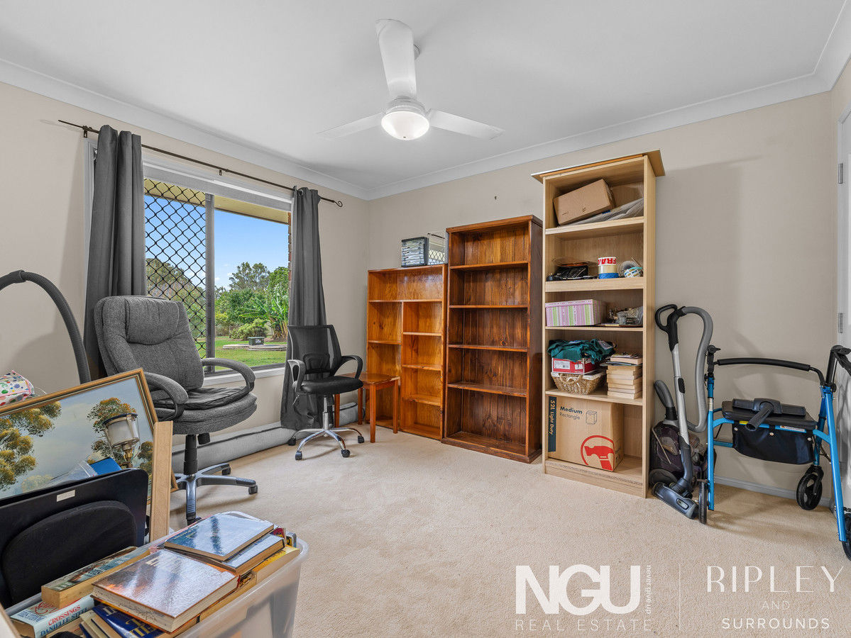 39 Pat Slattery Place Lowood QLD 4311 - horseproperty.com.au