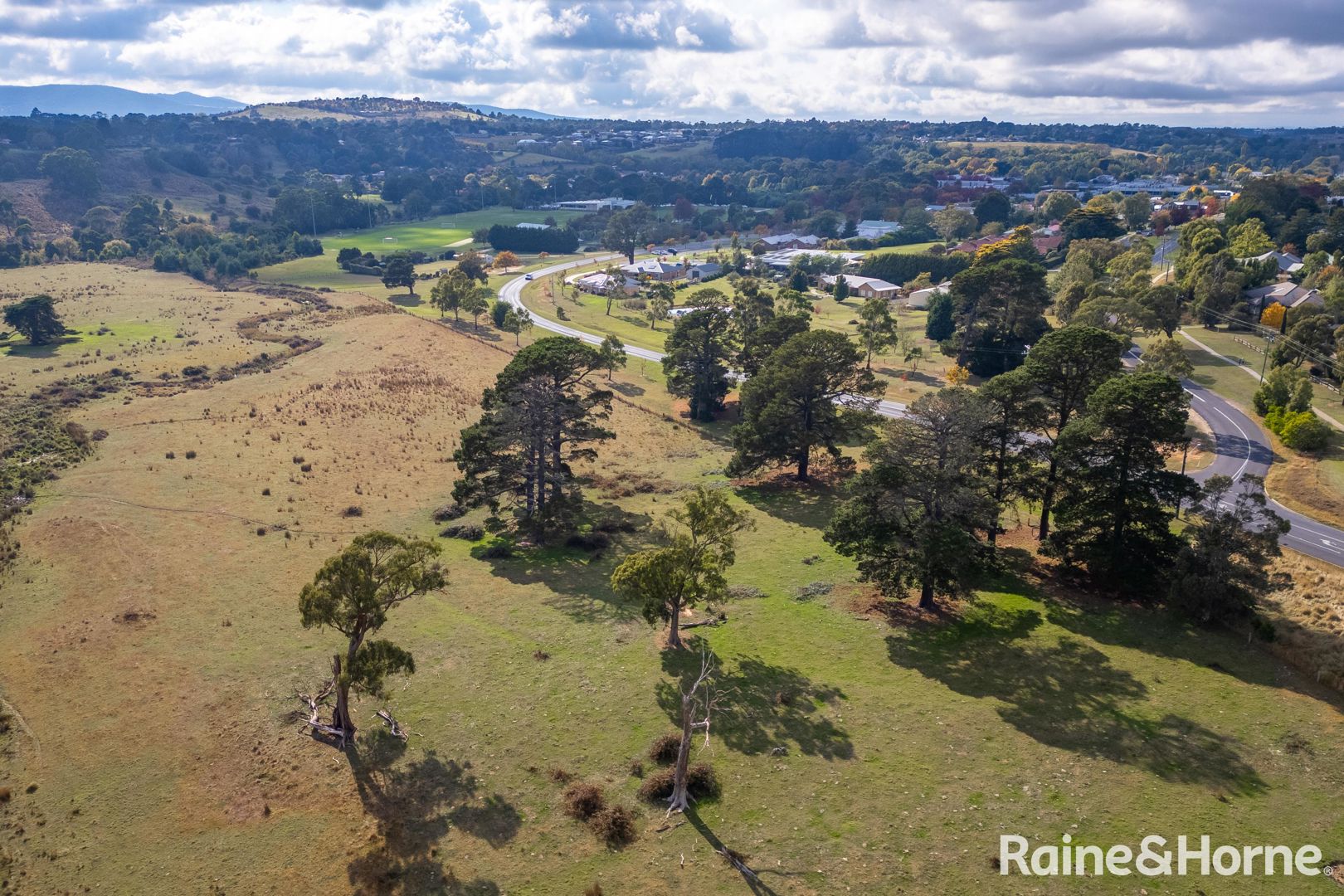 Lot 6 & 7 Bacchus Marsh Road Gisborne VIC 3437 - horseproperty.com.au